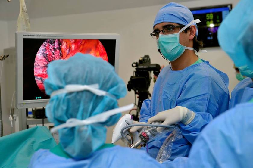 Live streaming single-port surgery: International Symposium – Thoracic ...